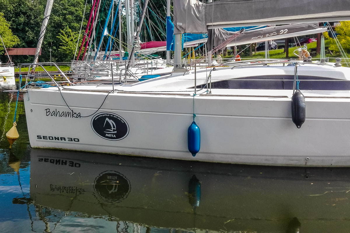 Czarter luksusowych jachtów w Giżycku na Mazurach - Netta jachty